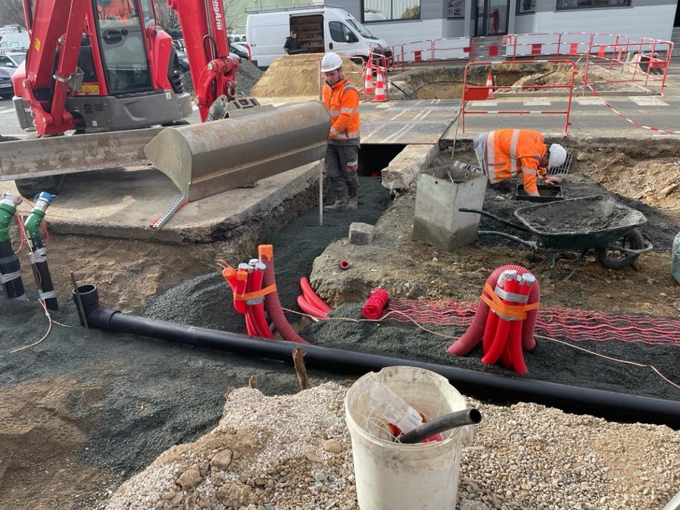 Rénovation D Une Station Carburant Privative Chez Les Transports Blanc
