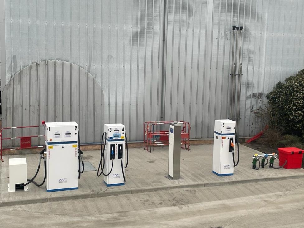 Rénovation D Une Station Carburant Privative Chez Les Transports Blanc